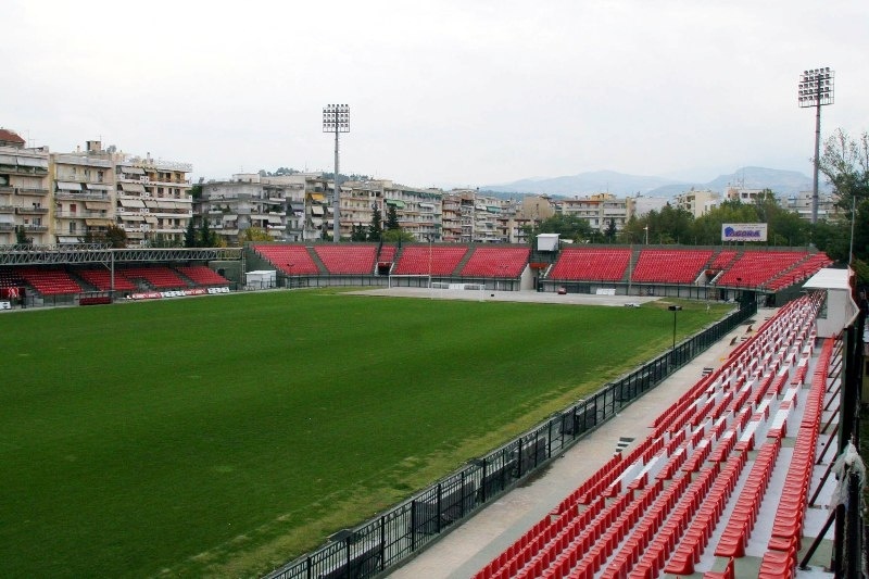 Πρόβλημα με το πέταλο στο γήπεδο των Σερρών - Onsports.gr